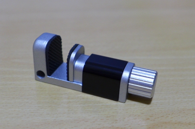 15 mm clip screw track fixtures | Unicell